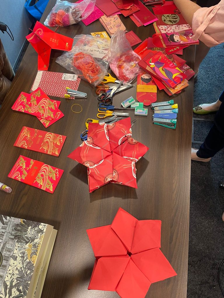 Ang Bao Lantern Making! – Stories from the Community